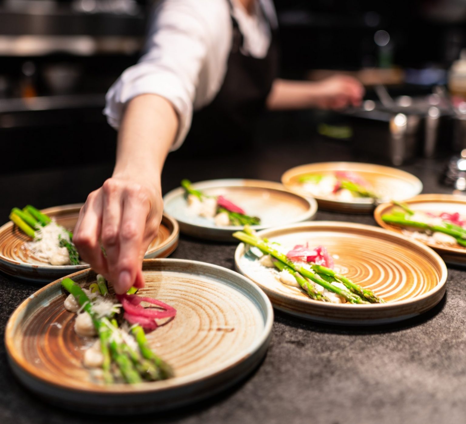 Who Are The World’s Most Famous Female Chefs?