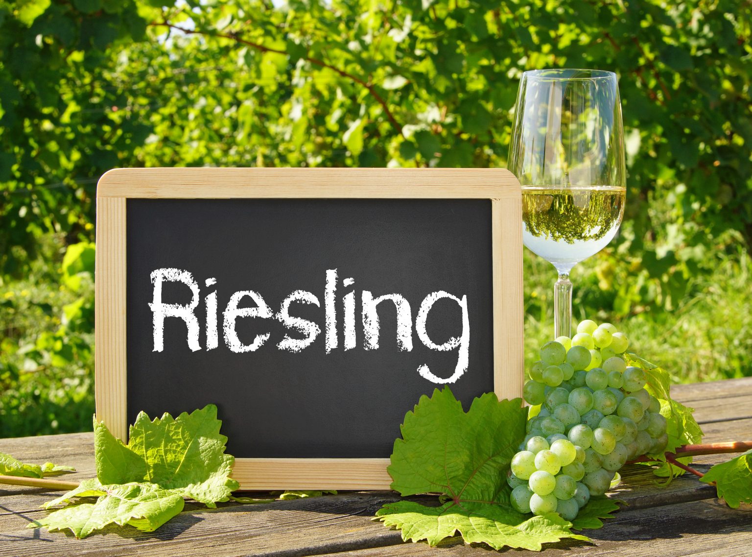 The Ultimate Guide to Riesling Wine - How does Riesling taste like?